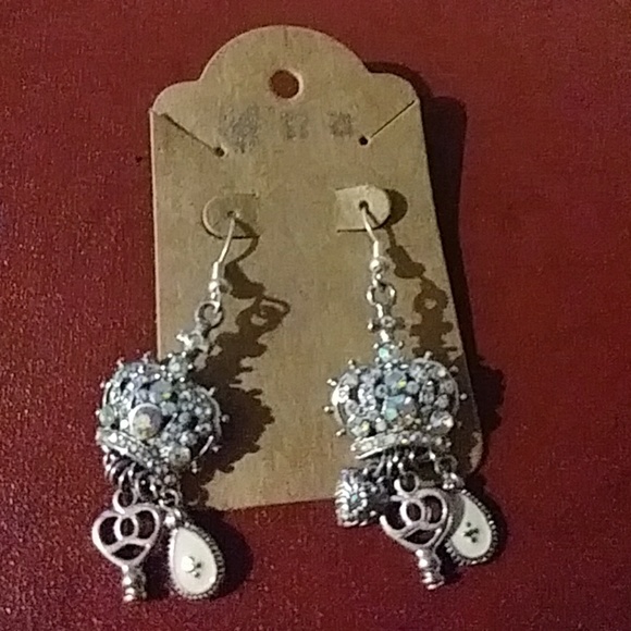 DNA | Jewelry | Nwt Dna Silver And Australian Crystal Crowns | Poshmark